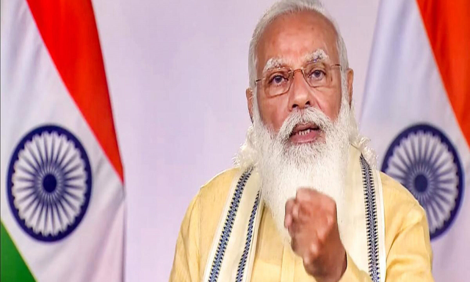 Tea seller sends Rs 100 to PM Modi to get his beard shaved; read full ...