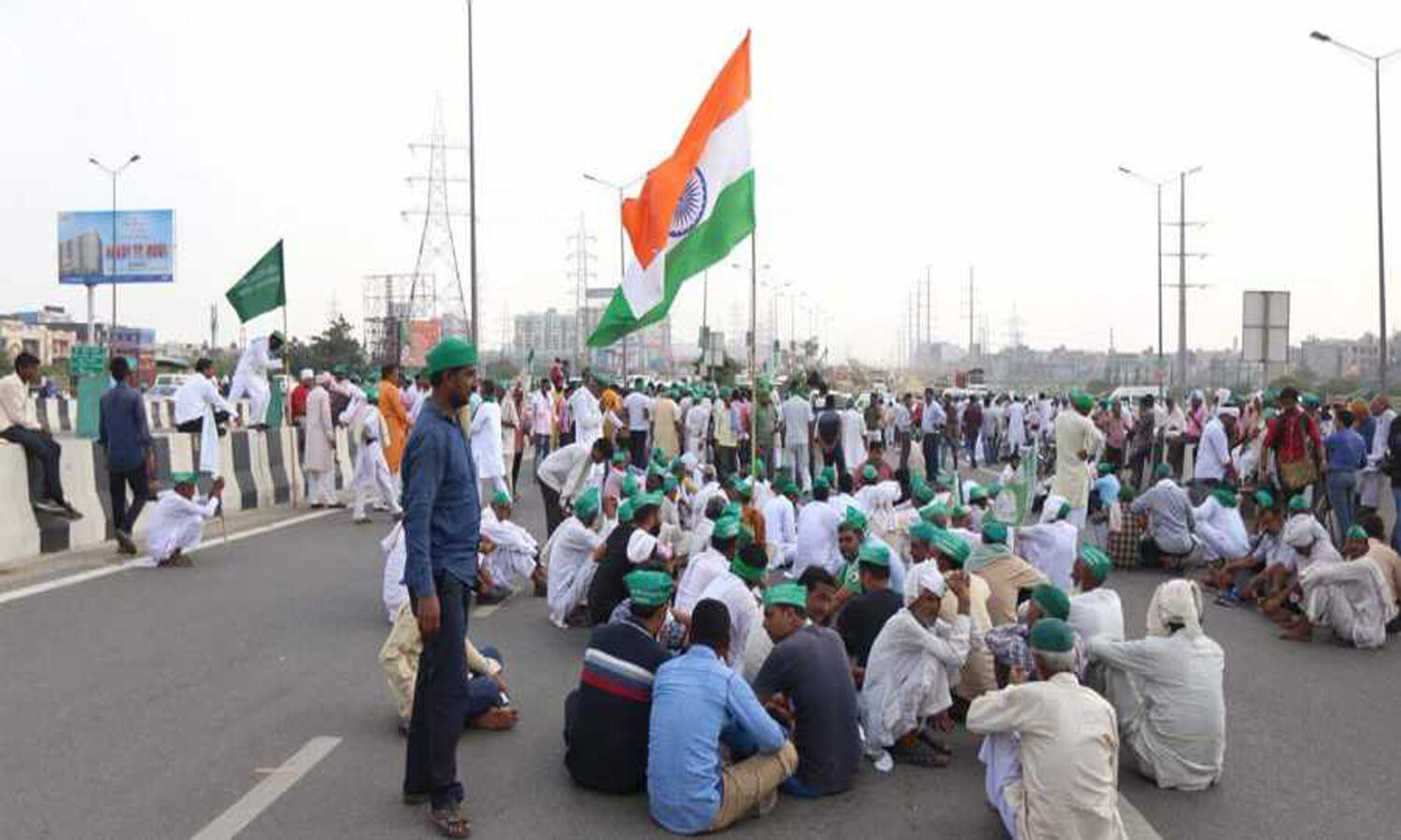 Farmers' Protest Escalates: 'Dilli Chalo' March Halted Amidst Clashes ...