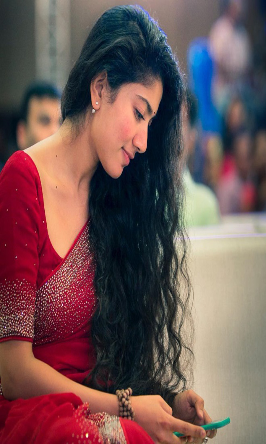 Sai Pallavi's gorgeous saree looks define simplicity & elegance; Check ... Sai Pallavi's gorgeous saree looks define simplicity & elegance; Check ...