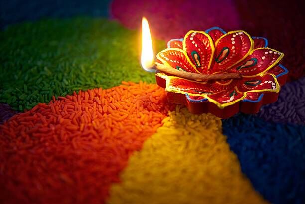 Spread the Diwali Cheer: 10 Heartfelt WhatsApp Messages and Quotes for ...