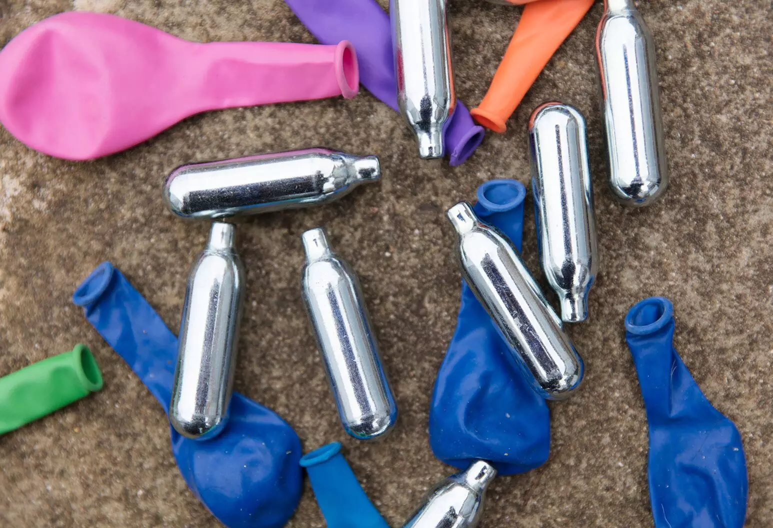 Laughing gas: How dangerous is the party drug?
