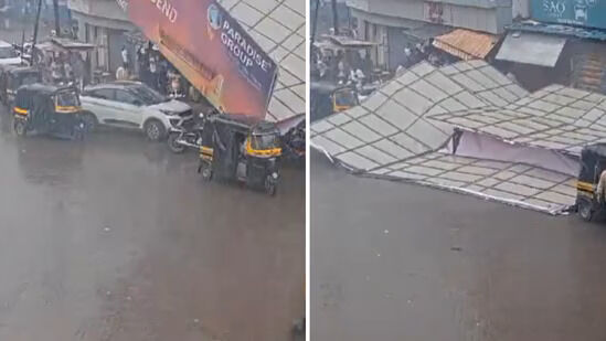 Massive hoarding collapses on busy road in Thane, near Mumbai. Shocking ...