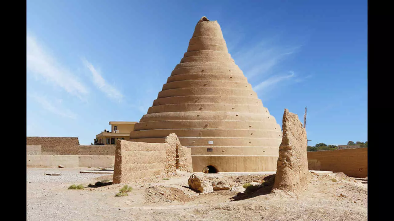 Ancient Refrigerator: Yakchal – The Ingenious Persian Ice House, Its ...