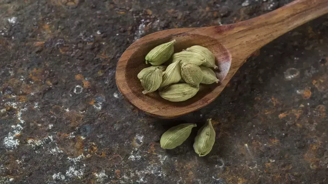 The Journey of Cardamom: From Farms to Kitchens – Unveiling the ...