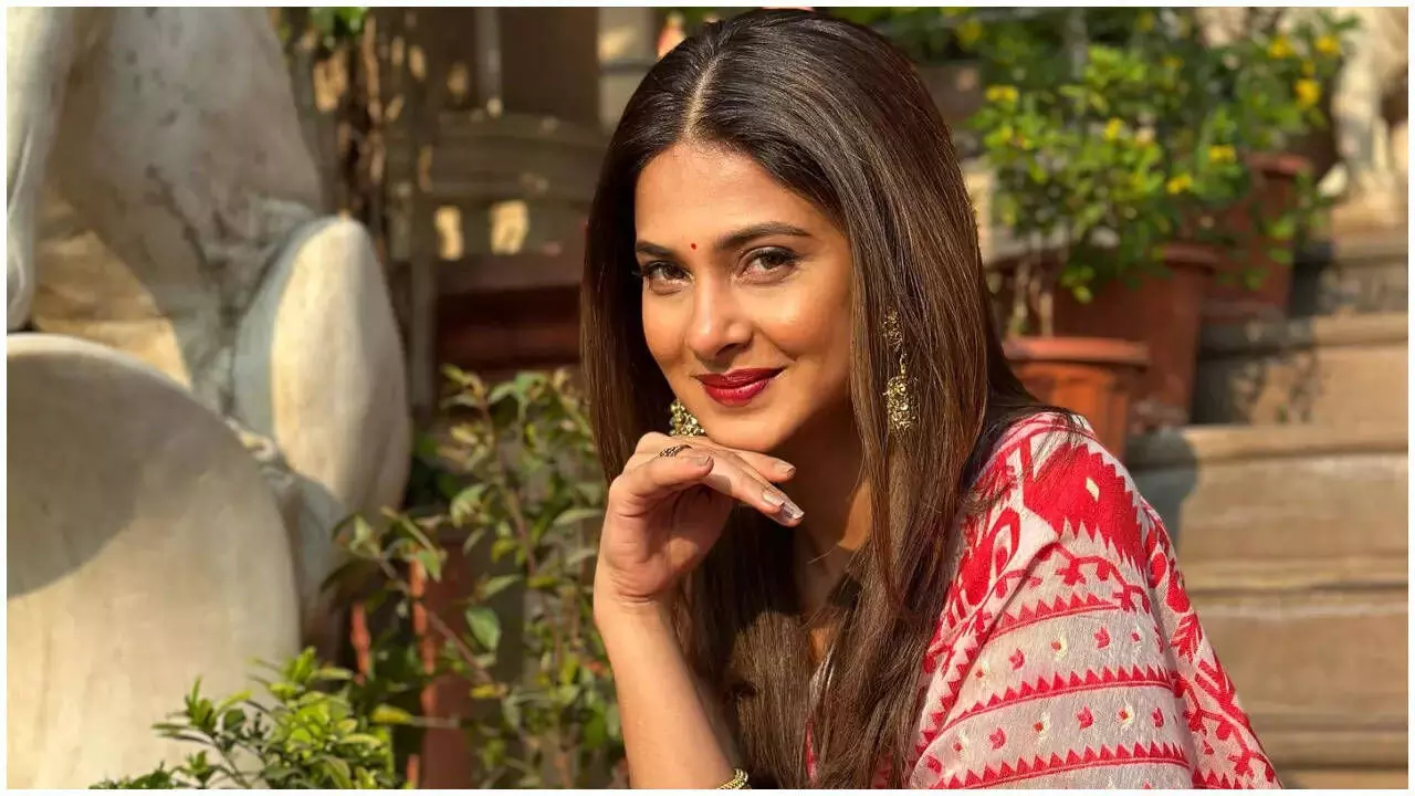 Jennifer Winget: Net Worth, Age, Movies, Relationship, Husband ...