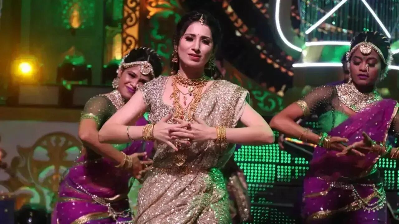 Discover the Cultural Legacy and Unique Dance Art of Maharashtra: The ...