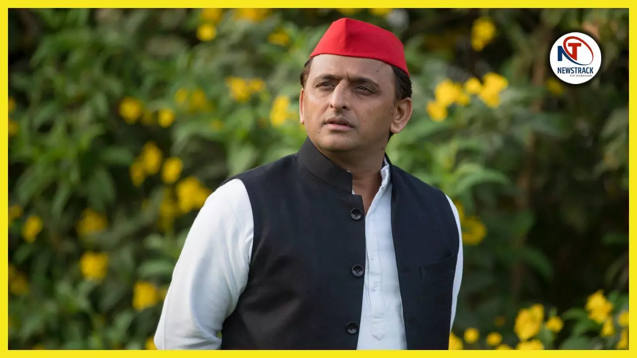 Akhilesh Yadav Biography: From Environmental Engineer to Socialist ...