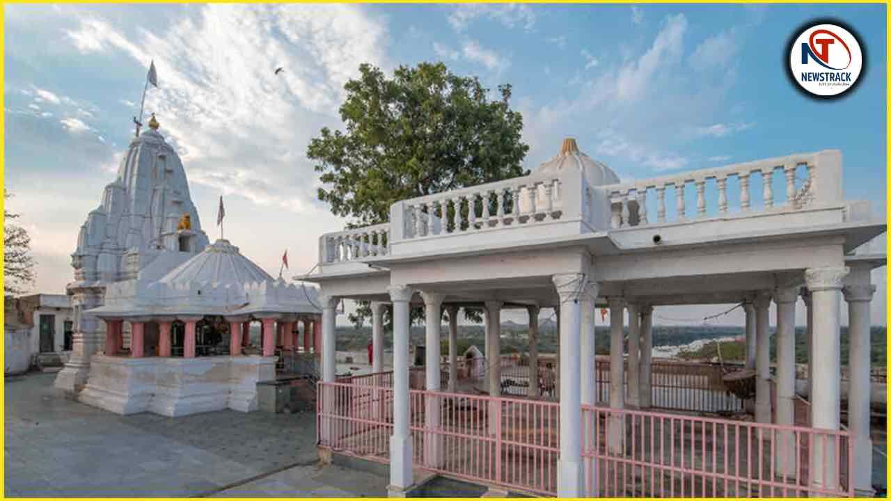 Beneshwar Dham Temple Sawan Puja: Where a Miraculous Event Occurs Every ...