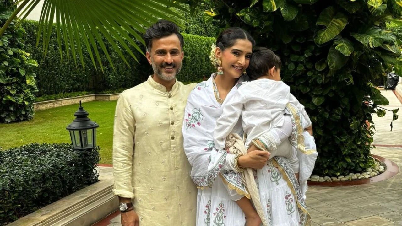 Sonam Kapoor and Anand Ahuja Are Expecting Baby No. 2 | Sonam Kapoor| Anand Ahuja|English Newstrack