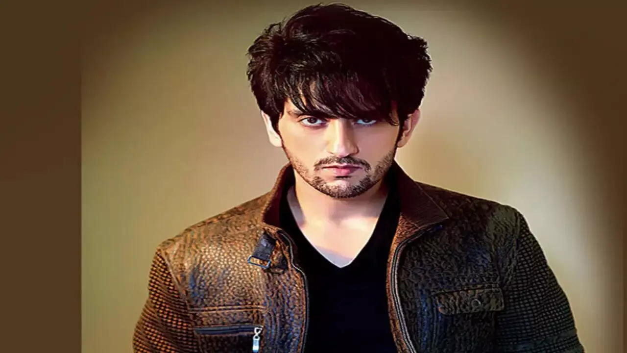 Who is Shaad Randhawa? Biography, Age, Family, Net Worth, Height ...
